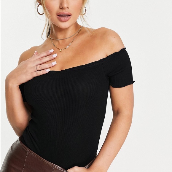 SHEIN | Tops | Shein Black Ribbed Knit Short Sleeve Square Neck Off ...